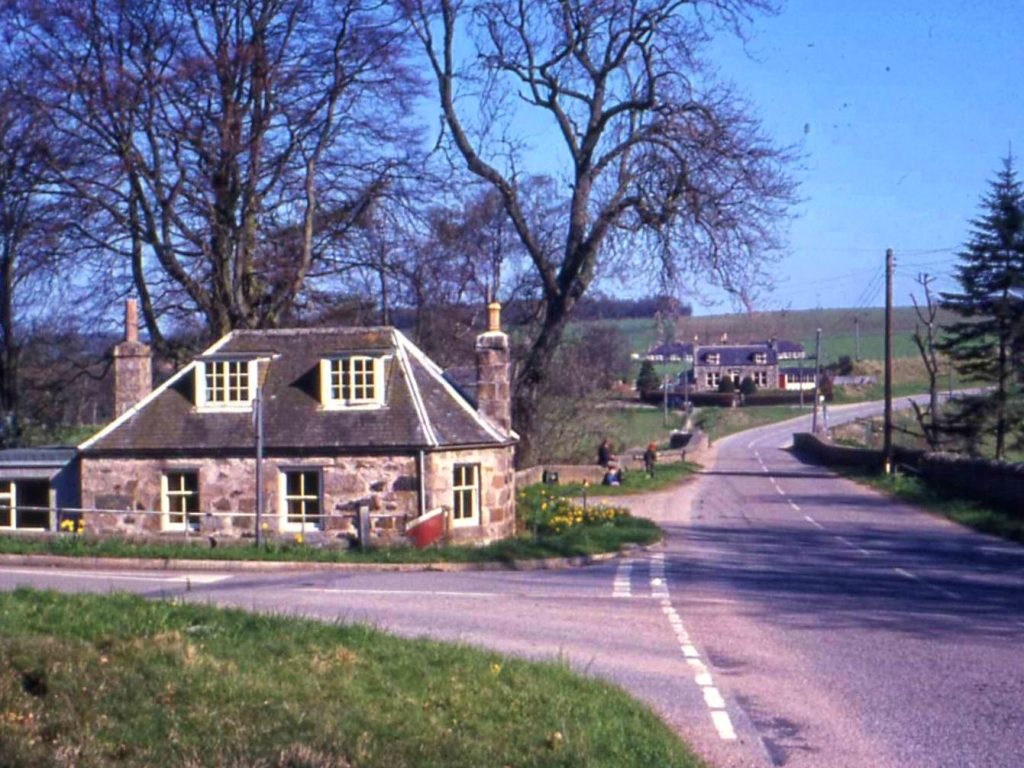Bridge Of Marnoch Toll House - Foggieloan